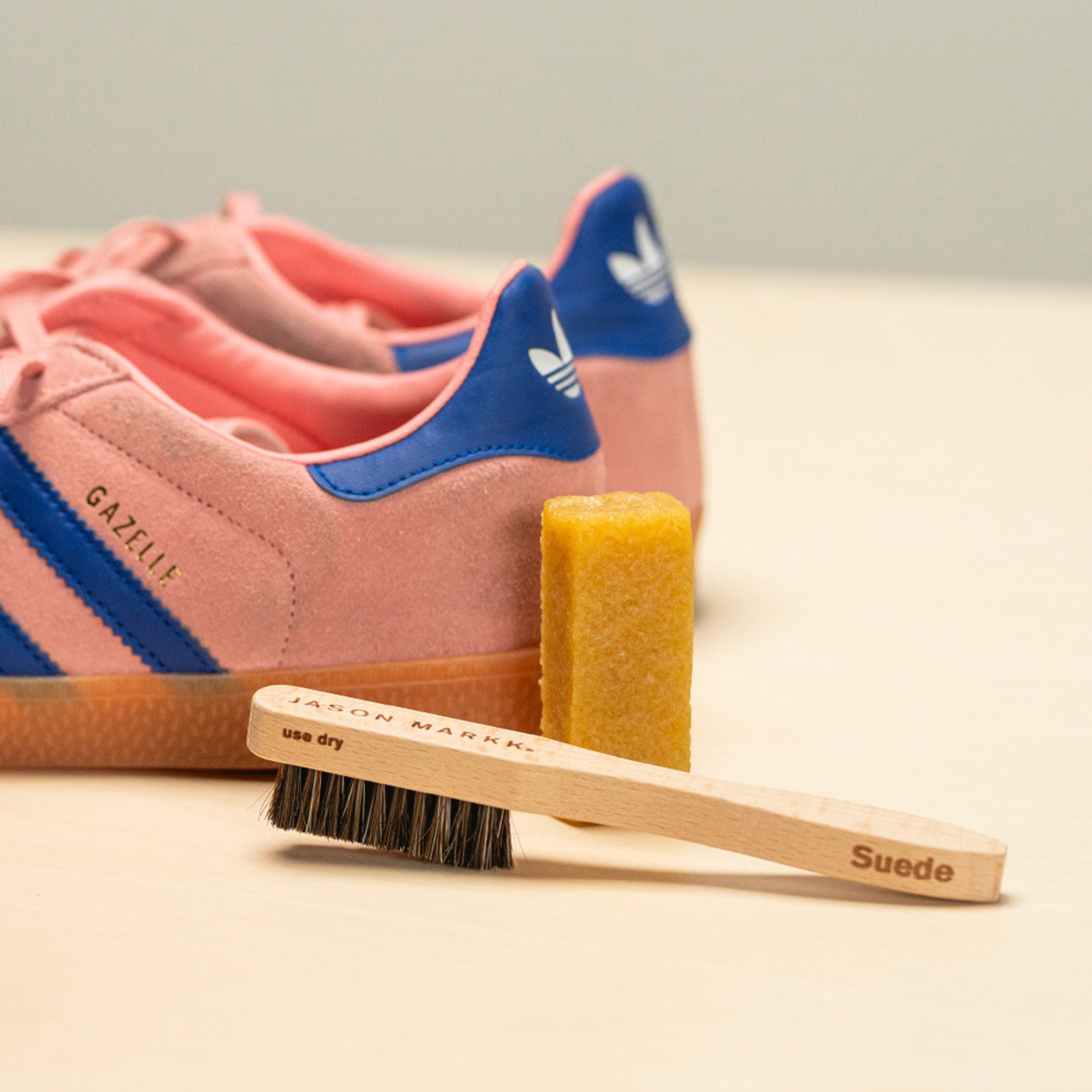 Suede Shoe Cleaner Kit | For Sneakers, Nubuck, Boots | Jason Markk